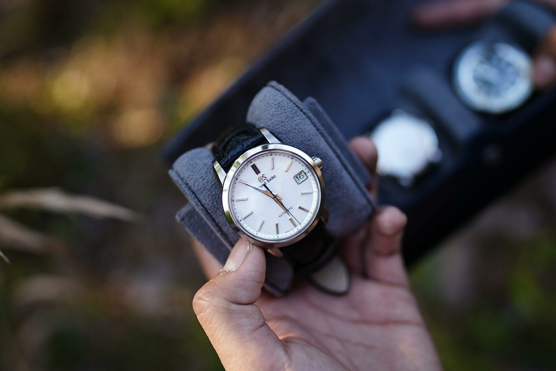 Hands on | The Grand Seiko SBGR305 - Ticking Way