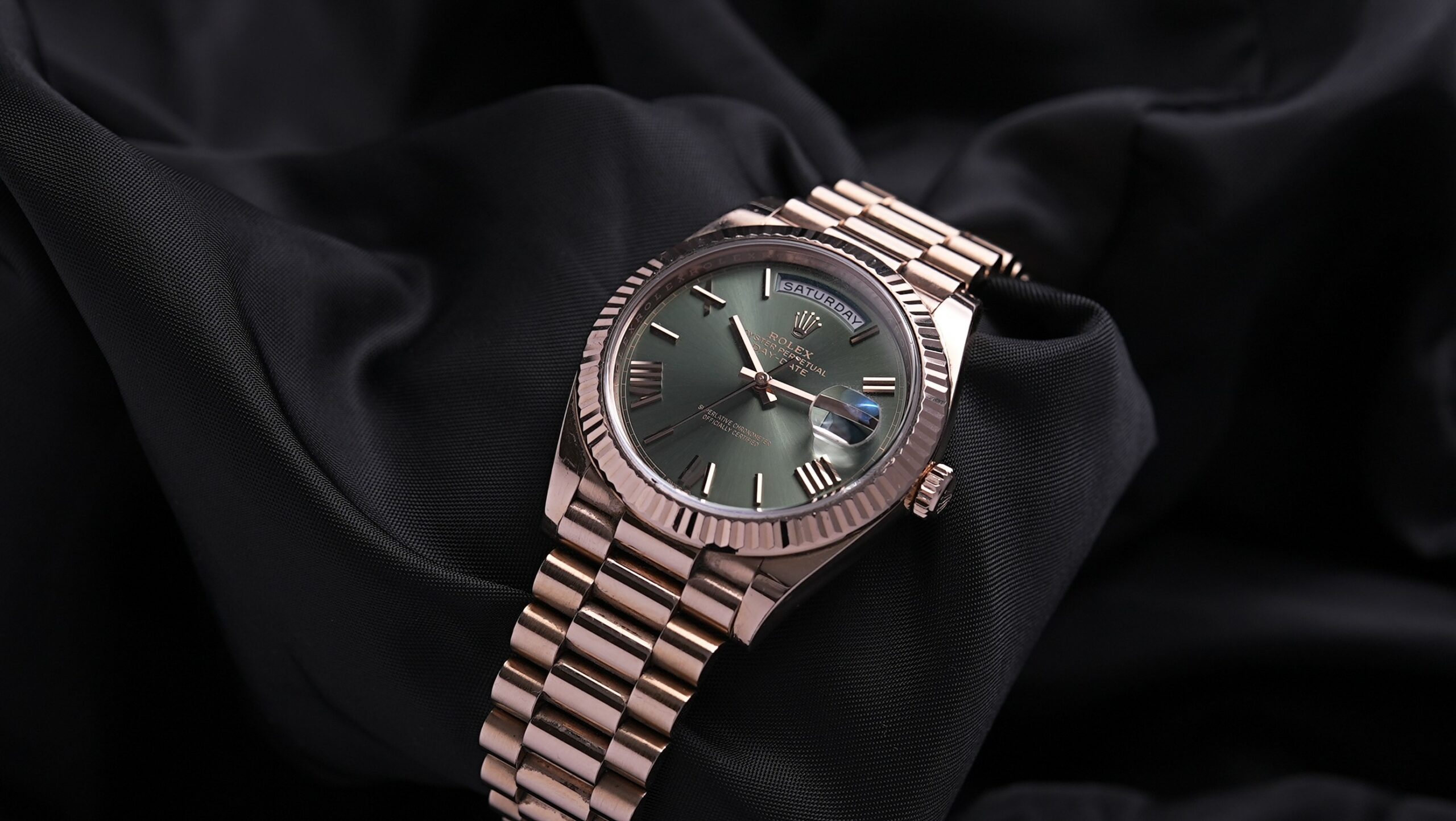 Rolex Day-Date 40 Olive Green Roman Dial Ever-Rose Gold 228235 ...